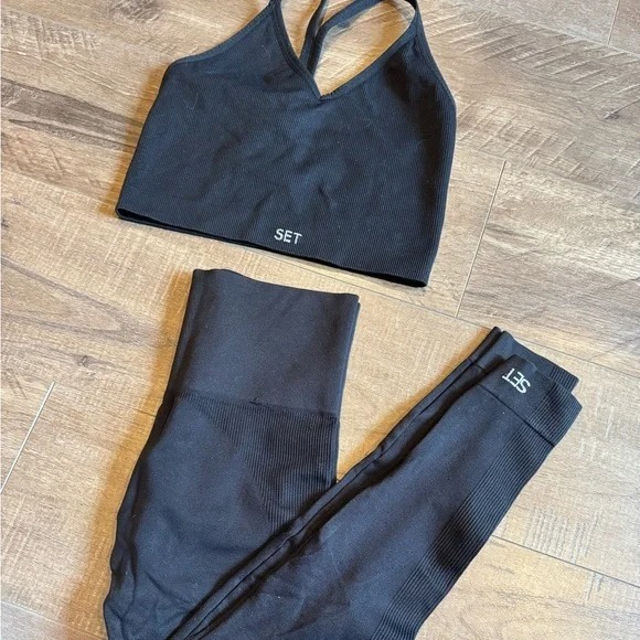 Activewear: SET Active, Fp Movement By Free People, Brooks & More Posh ...